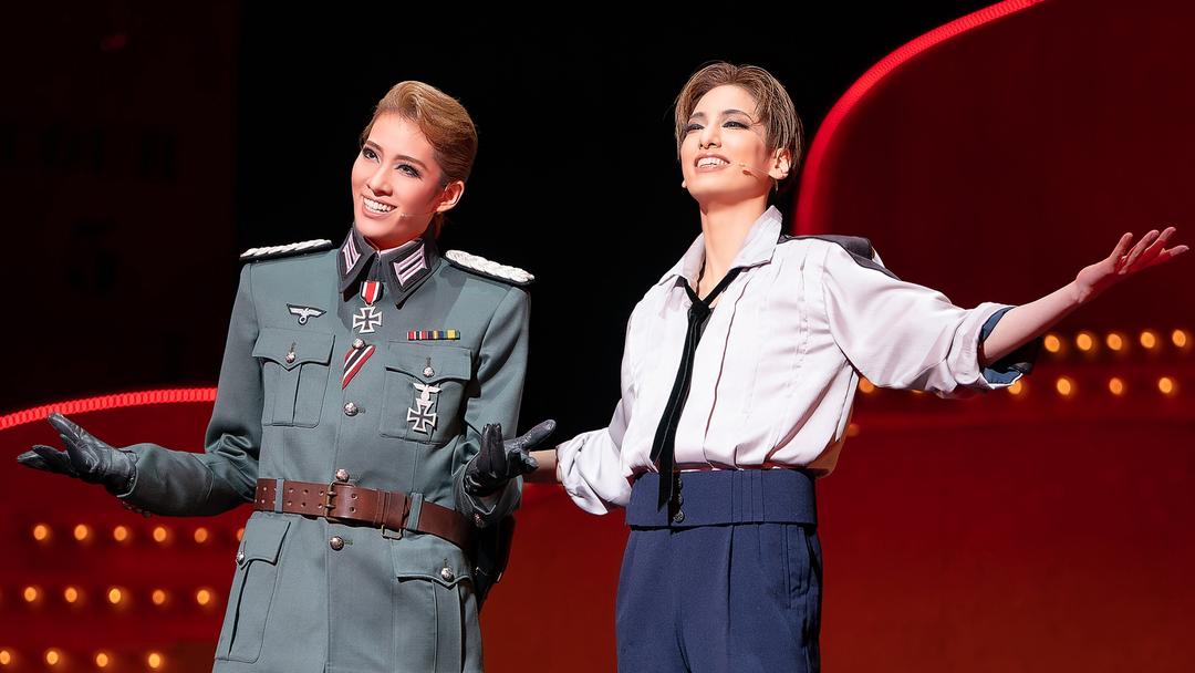 【宝塚歌劇】STAGE Pick Up from 『アルカンシェル』「SWING」 | バラエティ・音楽の動画配信はTELASA(テラサ)-見逃し配信＆動画が見放題