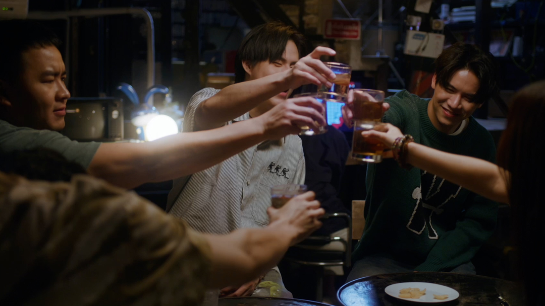 We Are 第02話／字幕 | 海外・アジアドラマの動画配信はTELASA(テラサ)-見逃し配信＆動画が見放題