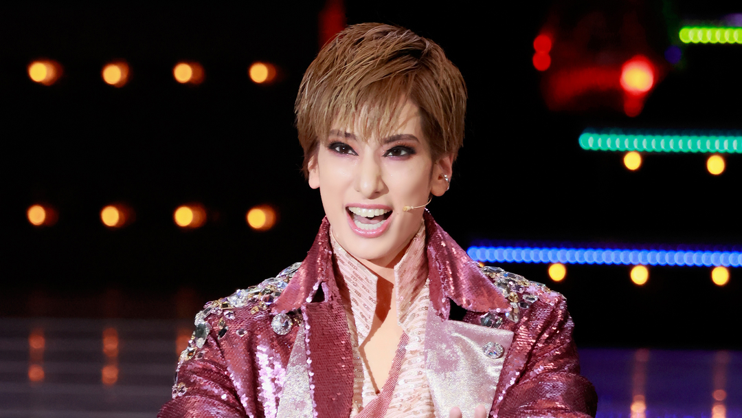 【宝塚歌劇】STAGE Pick Up プレミアム＃151～花組『BE SHINING！！』より～ | バラエティ・音楽の動画配信はTELASA(テラサ)-見逃し配信＆動画が見放題