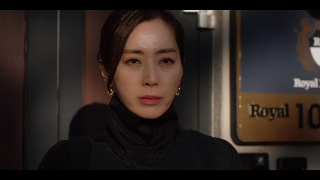 ショーウィンドウ：女王の家 第12話／字幕 | 映画・ドラマ・アニメの動画はTELASA(テラサ)