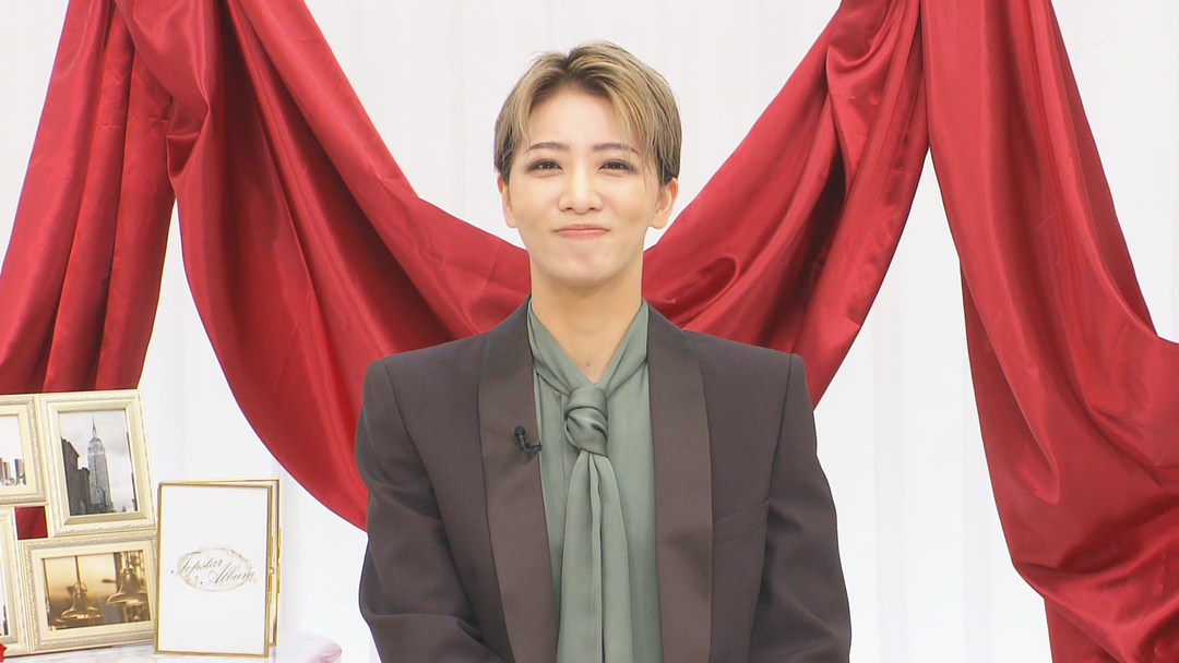 【宝塚歌劇】TAKARAZUKA NEWS Pick Up「トップスターアルバム 星組 礼真琴」～タカラヅカニュースお正月スペシャル！2025より～ | バラエティ・音楽の動画配信は ...