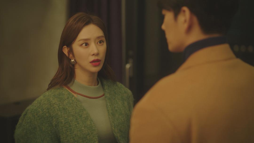 先輩、その口紅塗らないで 第22話／字幕 | 映画・ドラマ・アニメの動画はTELASA(テラサ)