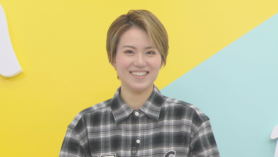 【宝塚歌劇】TAKARAZUKA NEWS Pick Up「どっち？どっち？リターンズ 飛龍つかさ」 | バラエティ・音楽の動画配信はTELASA(テラサ)-見逃し配信＆動画が見放題