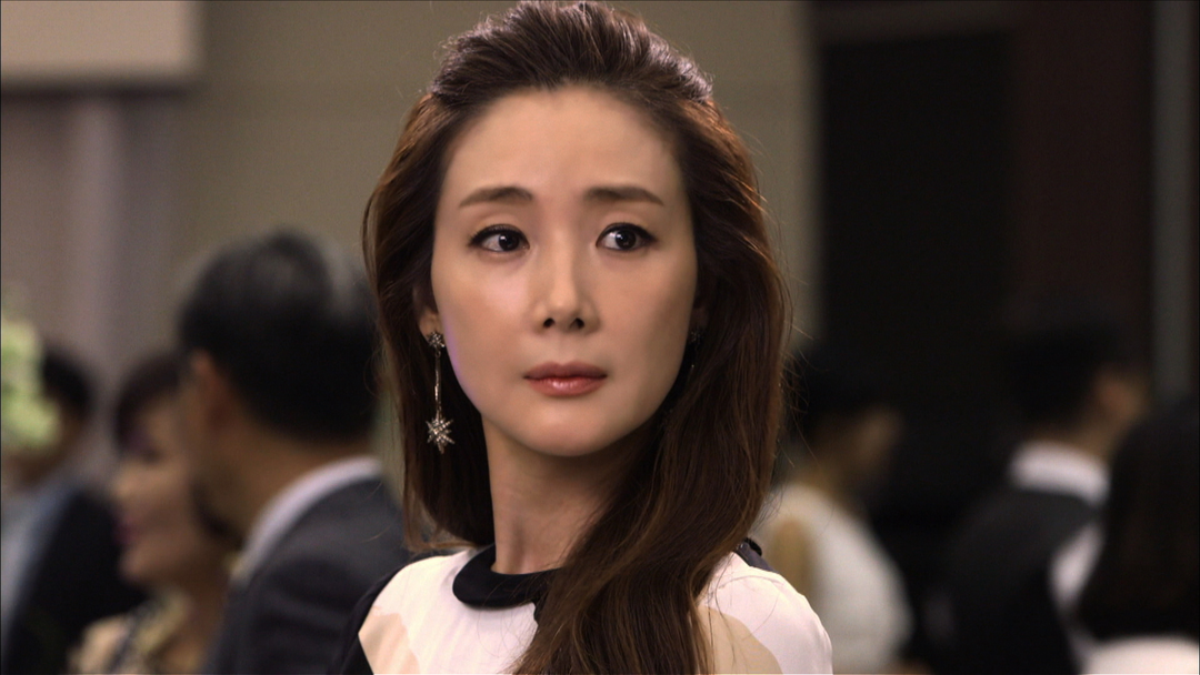 誘惑 第14話／字幕 | 映画・ドラマ・アニメの動画はTELASA(テラサ)