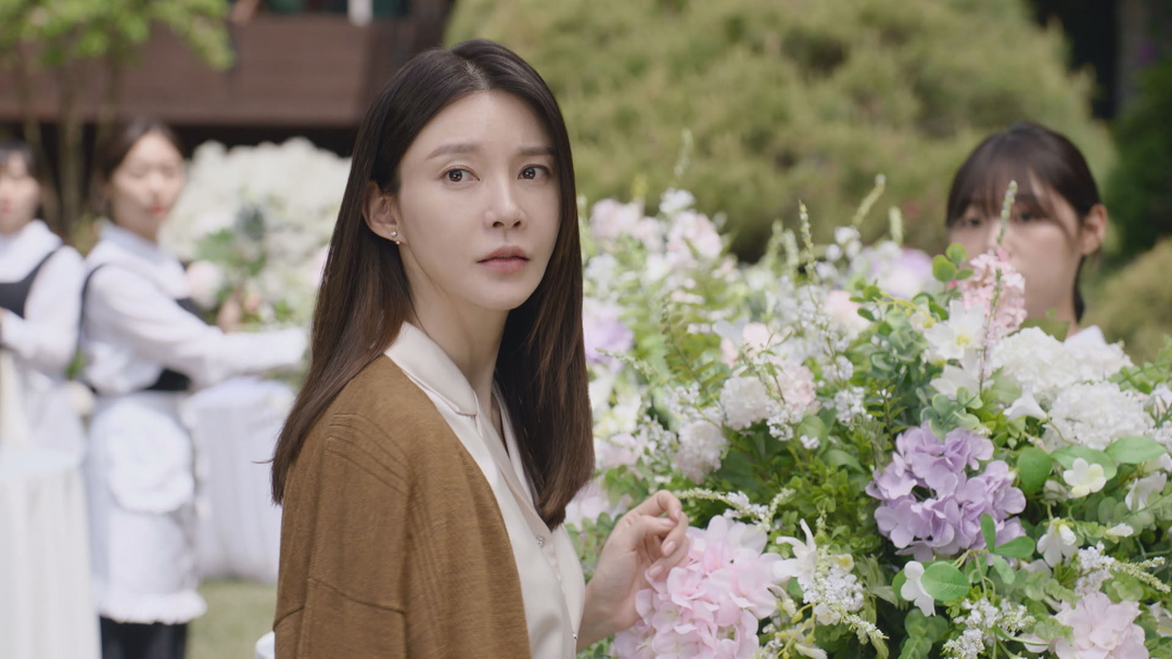 黄金の仮面～復讐のシンデレラ～ 第01話／字幕 | 海外・アジアドラマの動画配信はTELASA(テラサ)-見逃し配信＆動画が見放題